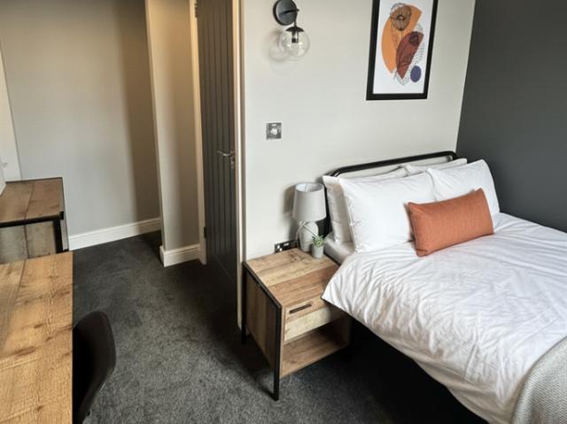 Room at Cyril Avenue, Nottingham