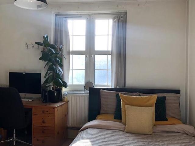 Room at Cyrus Street, Greater London