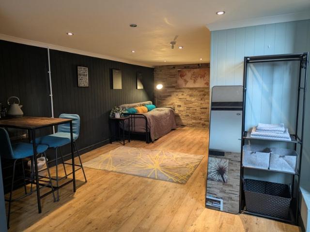 Room at Cabot Rise, Bristol