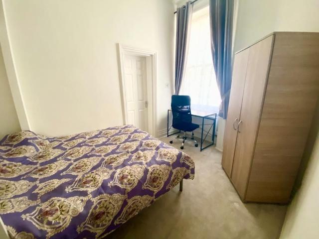 Room at Cabbell Street, City of Westminster
