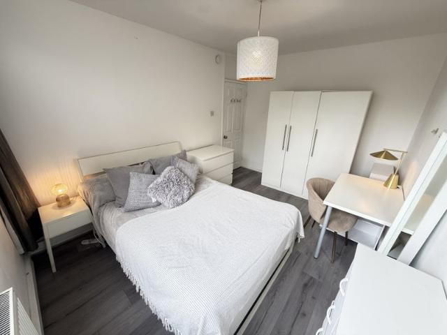 Room at Cable Street, Greater London