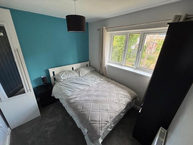 Room at Caer Castell Place, Cardiff