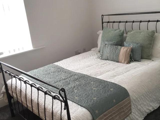 Room at Caerleon Road, Newport