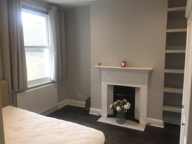 Room at Calbourne Road, Greater London