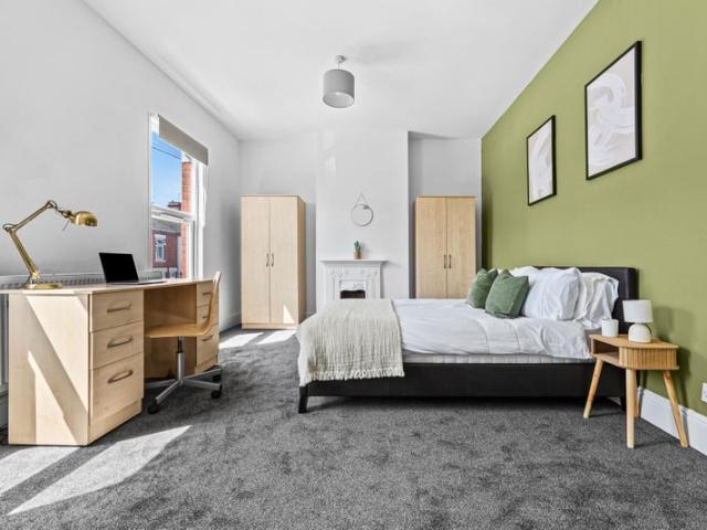 Room at Caldecote Road, Coventry