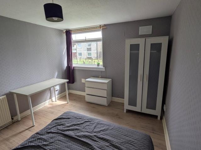 Room at Calder View, City of Edinburgh