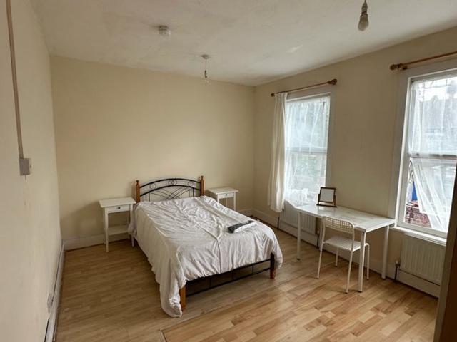 Room at Calderon Road, Greater London