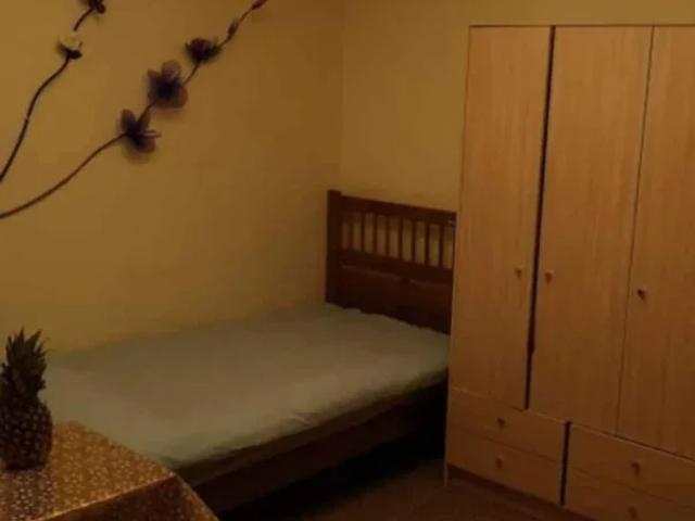 Room at Caledon Road, Greater London