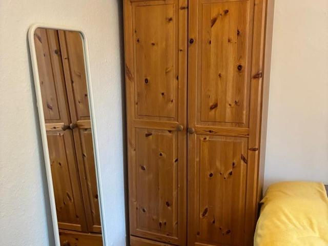 Room at Caledonian Road, City of Edinburgh