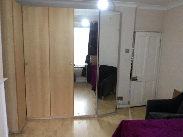 Room at Camberwell Glebe, Greater London