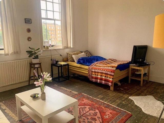 Room at Cambridge Heath Road, Greater London