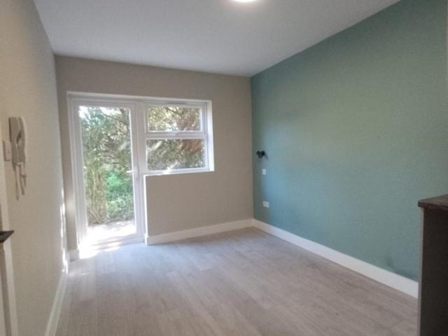Room at Cambridge Road, Borough of Spelthorne