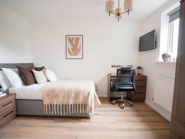 Room at Cambridge Street, Manchester