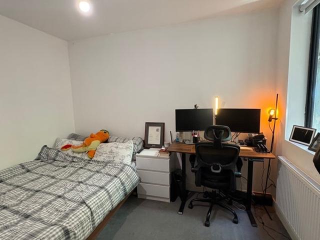 Room at Camden High Street, Greater London