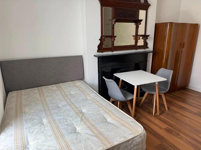 Room at Camden Park Road, Greater London