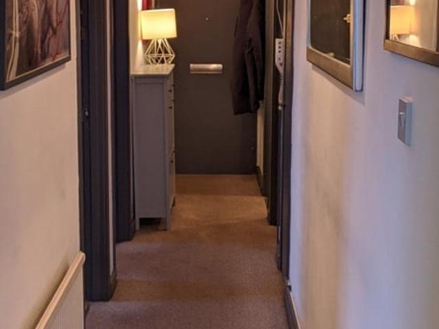 Room at Camden Road, Greater London