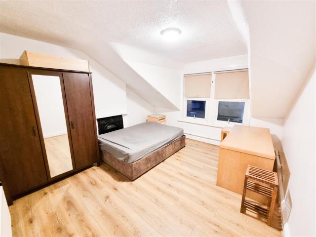 Room at Cameron Road, Greater London