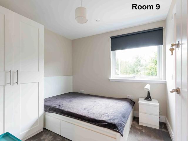 Room at Cameron Toll Gardens, City of Edinburgh