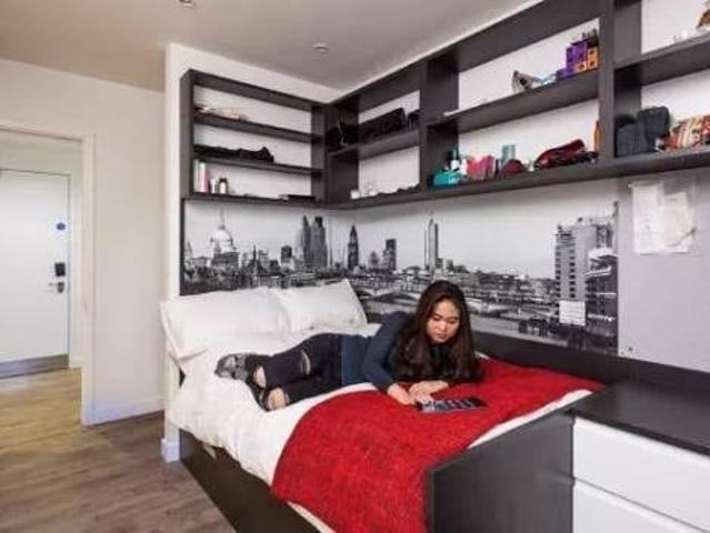 Room at Camley Street, Greater London