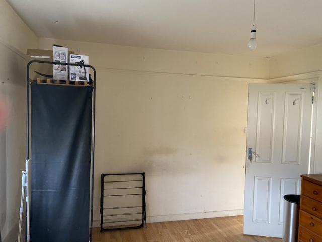 Room at Canada Road, Greater London