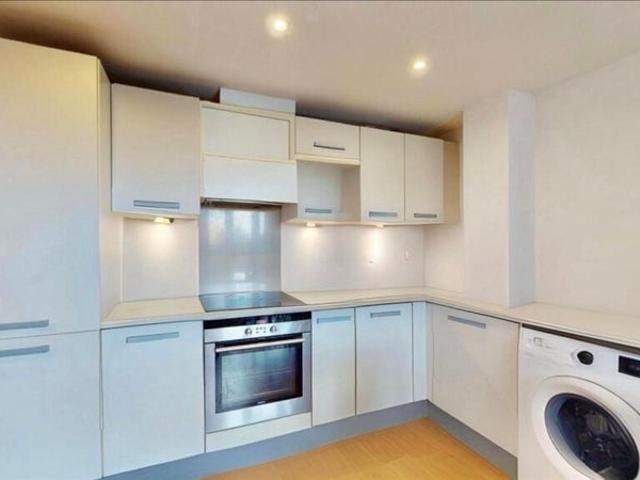Room at Canada Street, Greater London