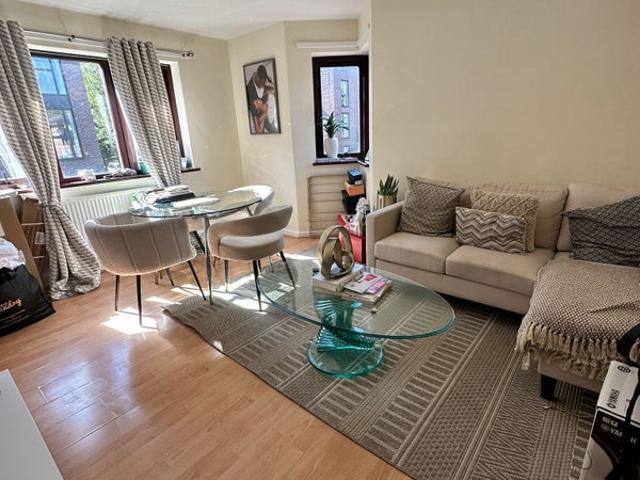 Room at Canal Path, Greater London