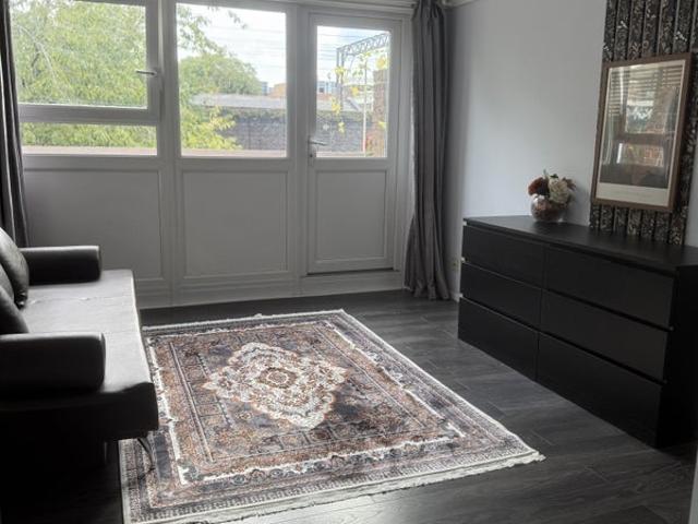 Room at Canter Way, Greater London