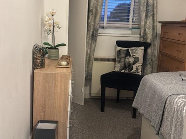 Room at Canute Place, Knutsford