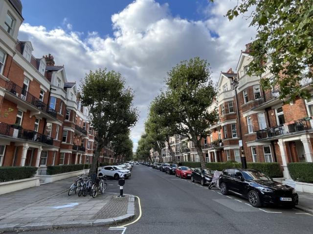 Room at Castellain Road, City of Westminster