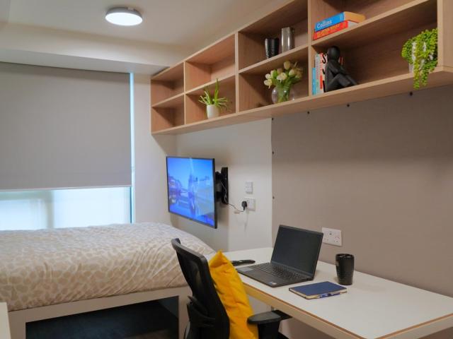 Room at Castle Way, Southampton