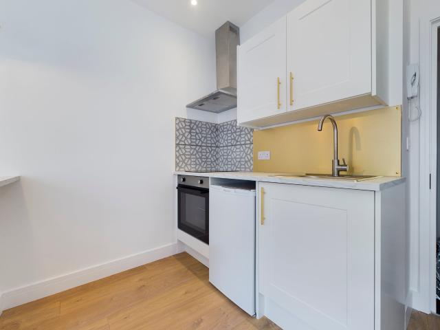 Room at Castle Street, Brighton