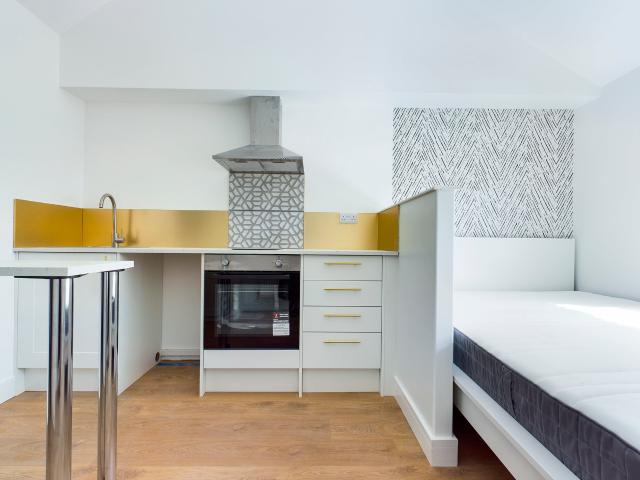 Room at Castle Street, Brighton