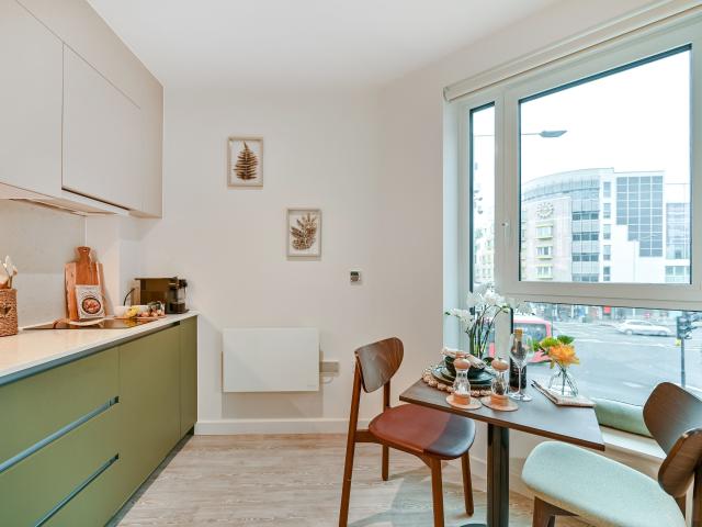 Room at Castle Street, Greater London