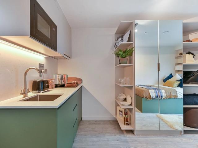 Room at Castle Street, Greater London