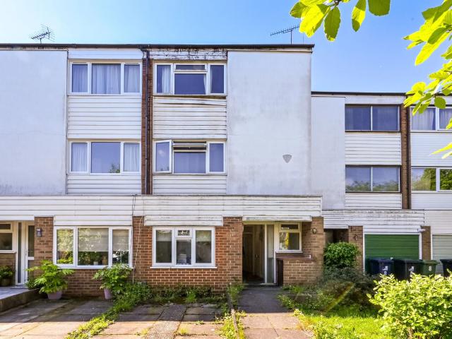Room at Castlebar Hill, Greater London