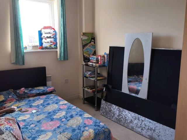 Room at Cape Hill, Sandwell