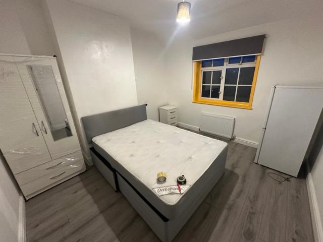 Room at Capstone Road, Greater London