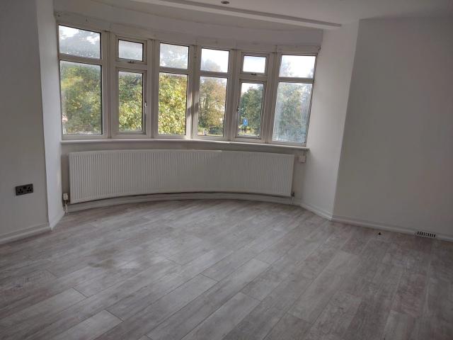 Apartment at Capthorne Avenue, Greater London