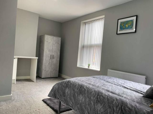 Room at Carnarvon Street, Chadderton