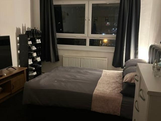 Room at Carnoustie Drive, Greater London