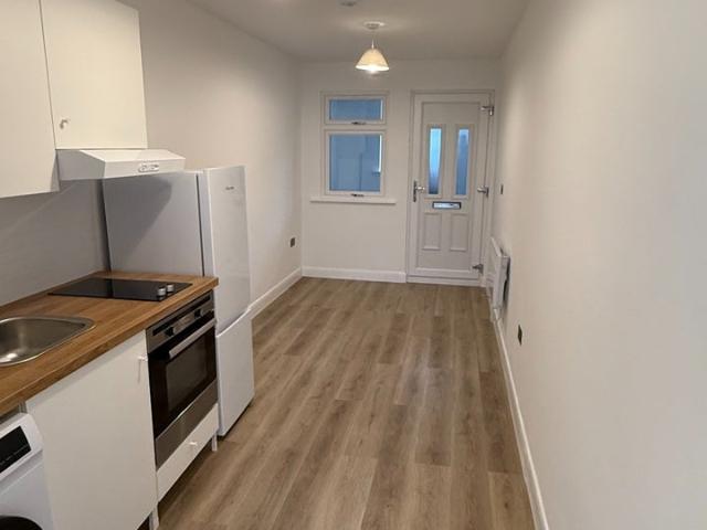 Room at Carolina Road, Greater London