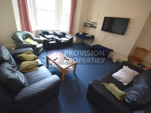 Room at Cardigan Road, Leeds