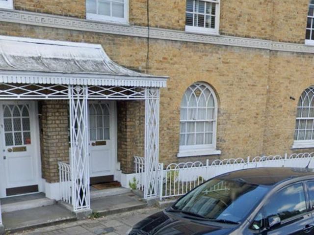 Room at Cardigan Street, Greater London