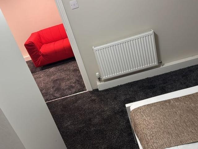 Room at Cardigan Street, Preston