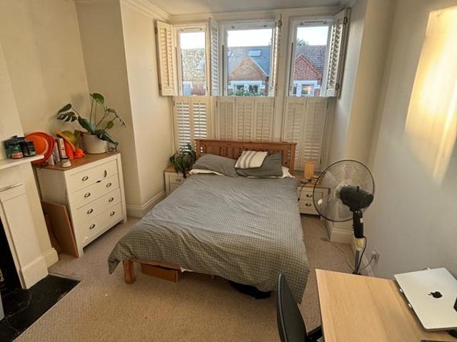 Room at Cargill Road, Greater London