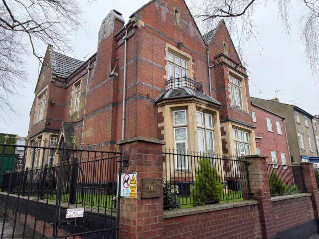 Room at Carholme Road, Lincoln