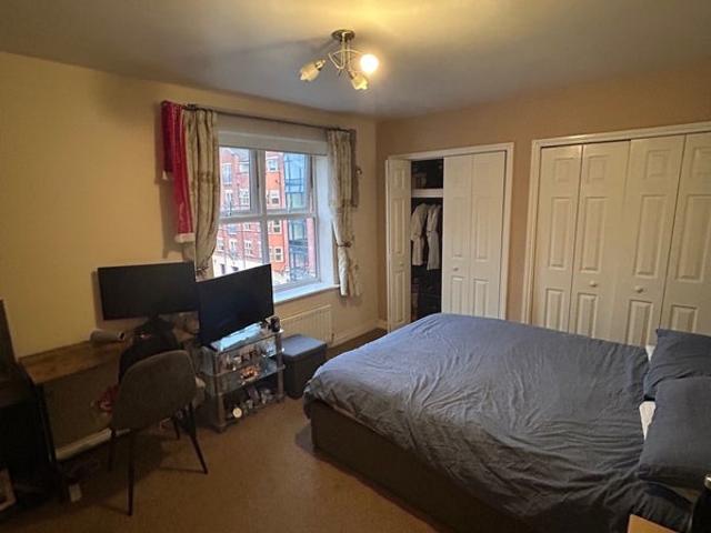 Room at Carisbrooke Road, Leeds