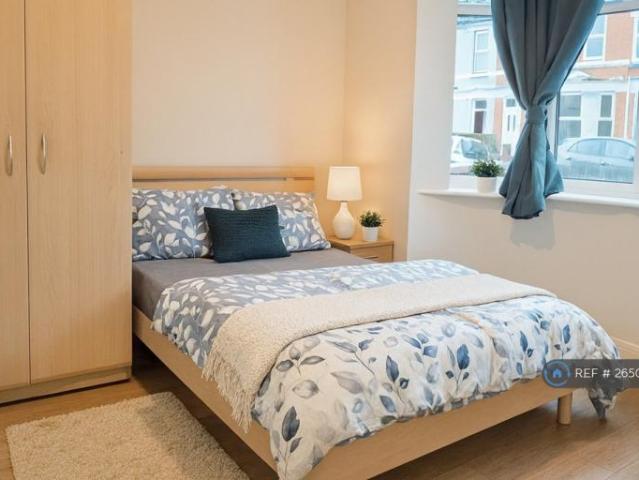 Room at Carlton Avenue, Gillingham