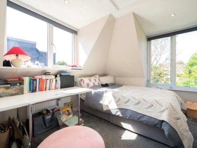 Room at Carleton Road, Greater London