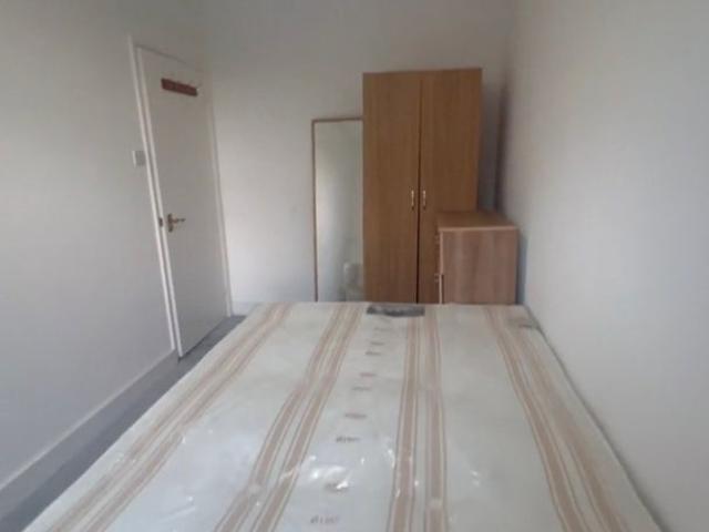 Room at Carlingford Road, Greater London